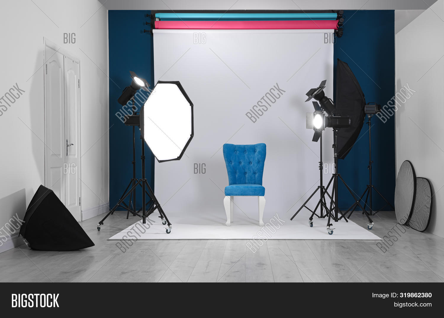 Photo Studio Interior Image & Photo (Free Trial) | Bigstock
