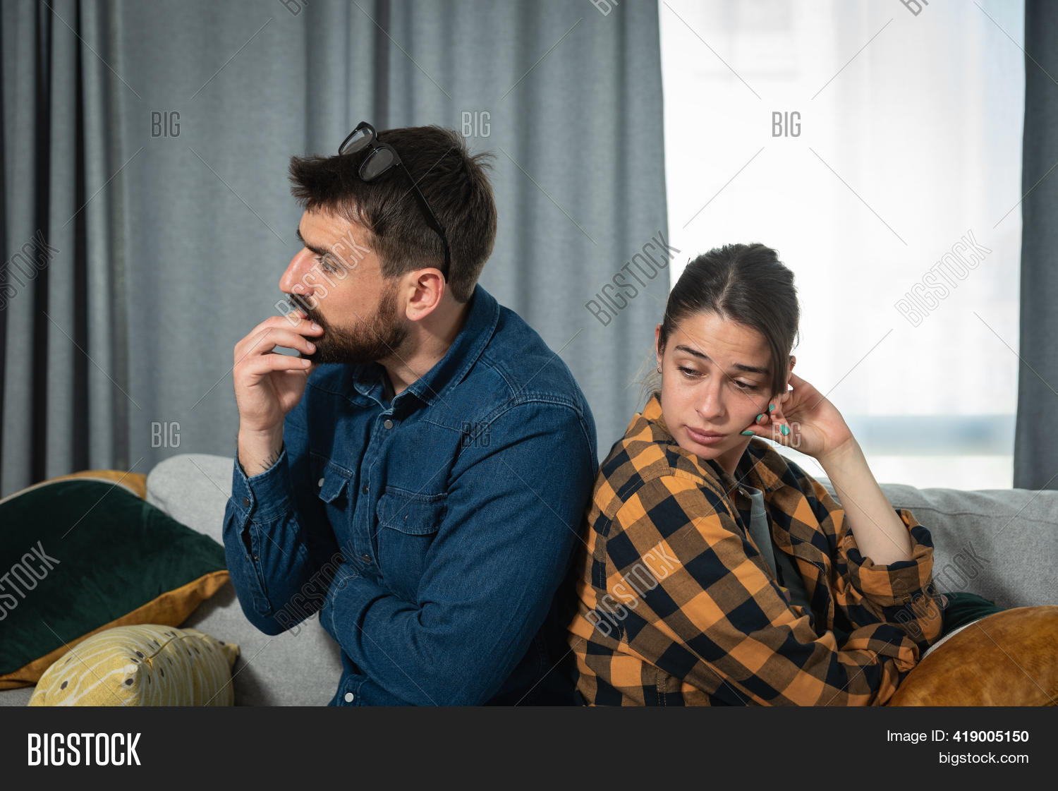 Young Couple Arguing Image & Photo (Free Trial) | Bigstock