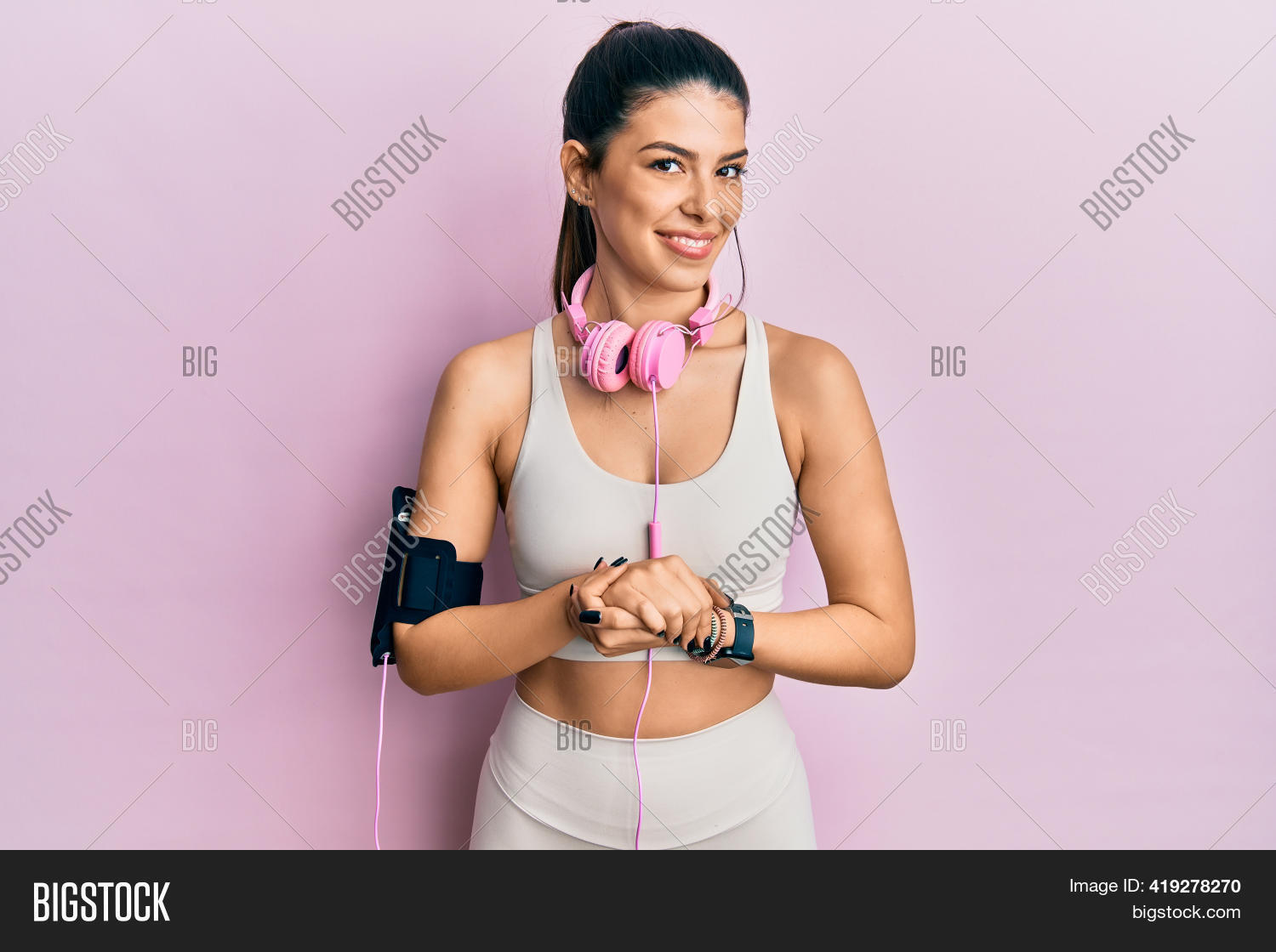 Young Hispanic Woman Image & Photo (Free Trial) | Bigstock