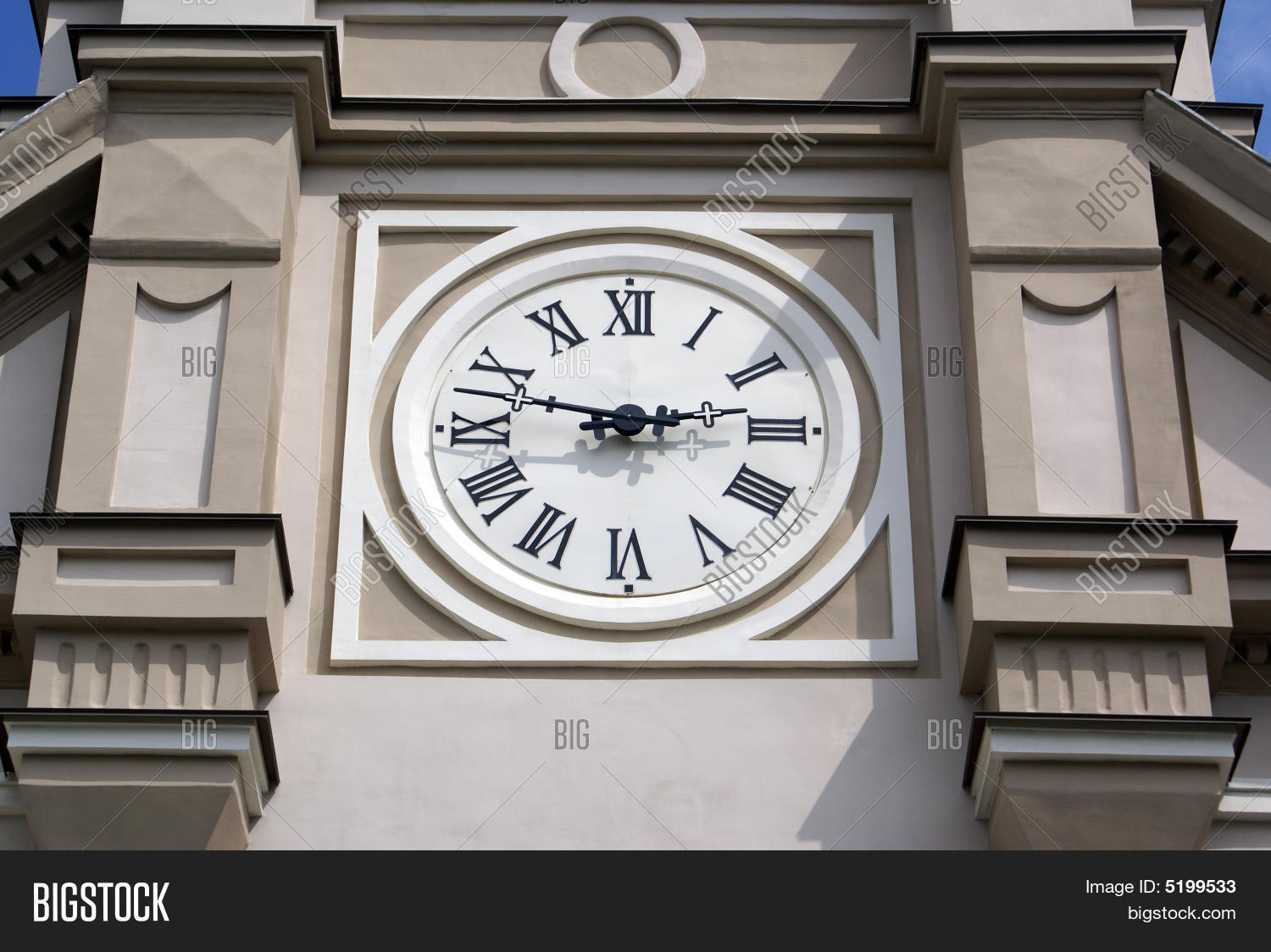 Big Clock Image & Photo (Free Trial) | Bigstock