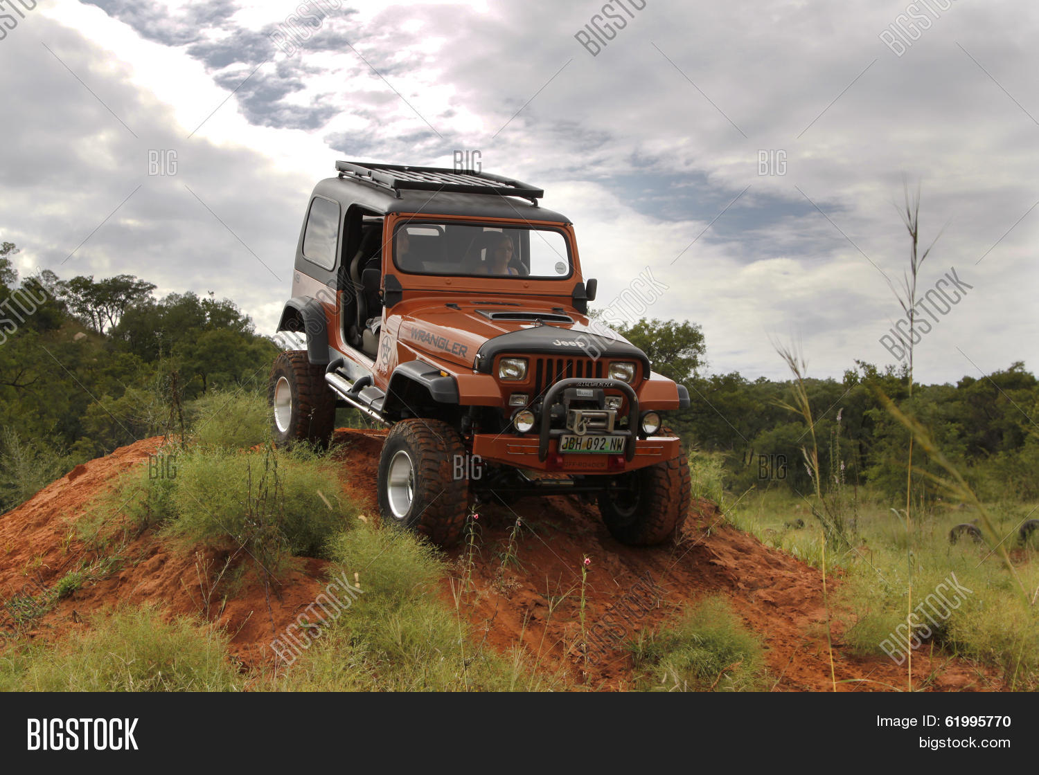 Crush Beige Jeep Image & Photo (Free Trial) | Bigstock