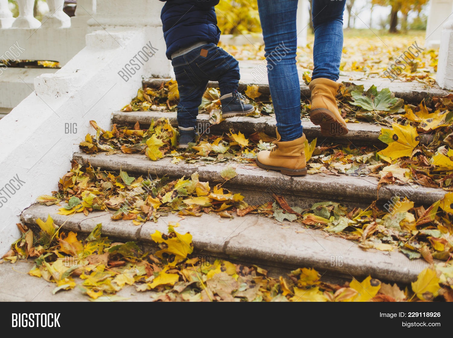 Close Legs Woman Walk Image & Photo (Free Trial) | Bigstock