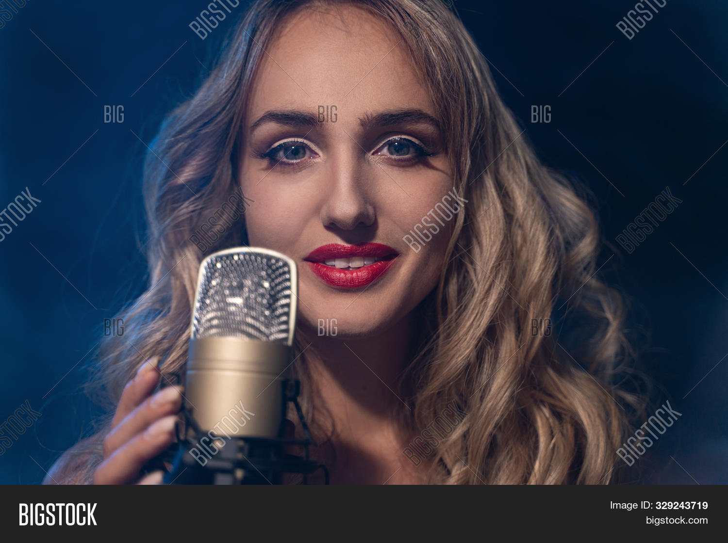 Beautiful Girl Singer Image & Photo (Free Trial) | Bigstock
