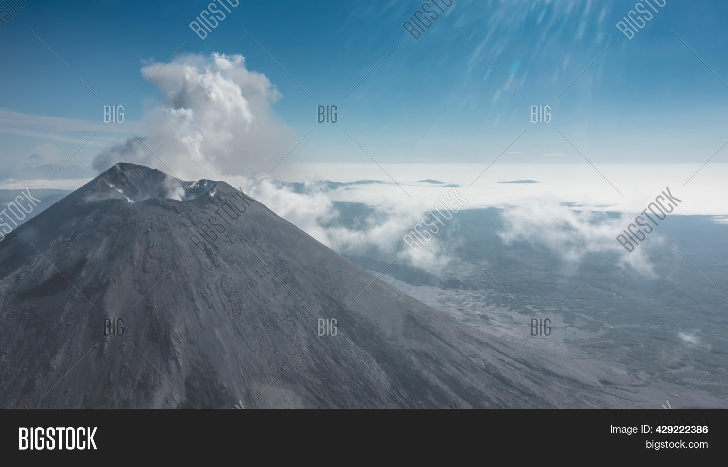 Conical Stratovolcano Image & Photo (Free Trial) | Bigstock