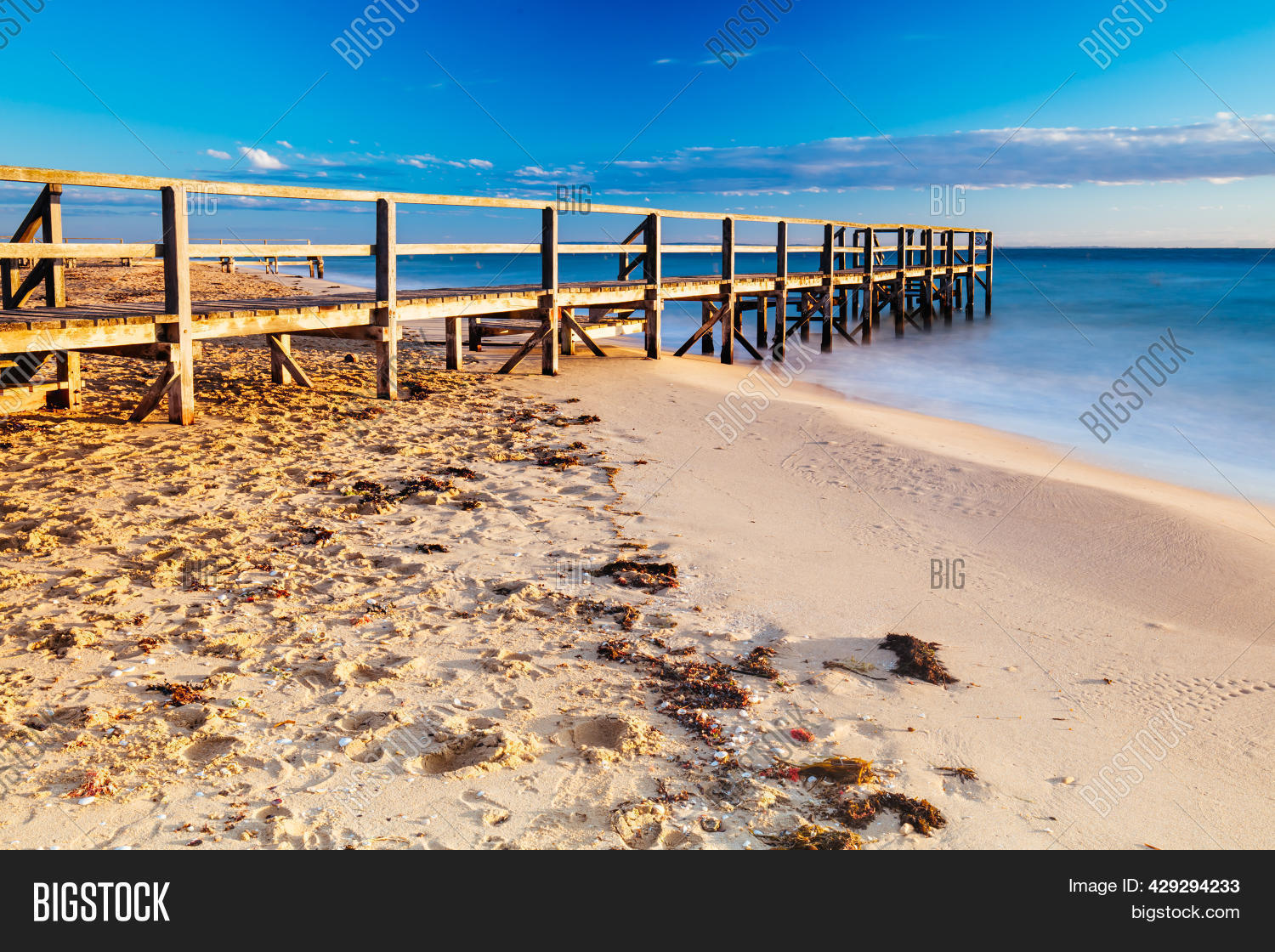 Point King Beach Image & Photo (Free Trial) | Bigstock