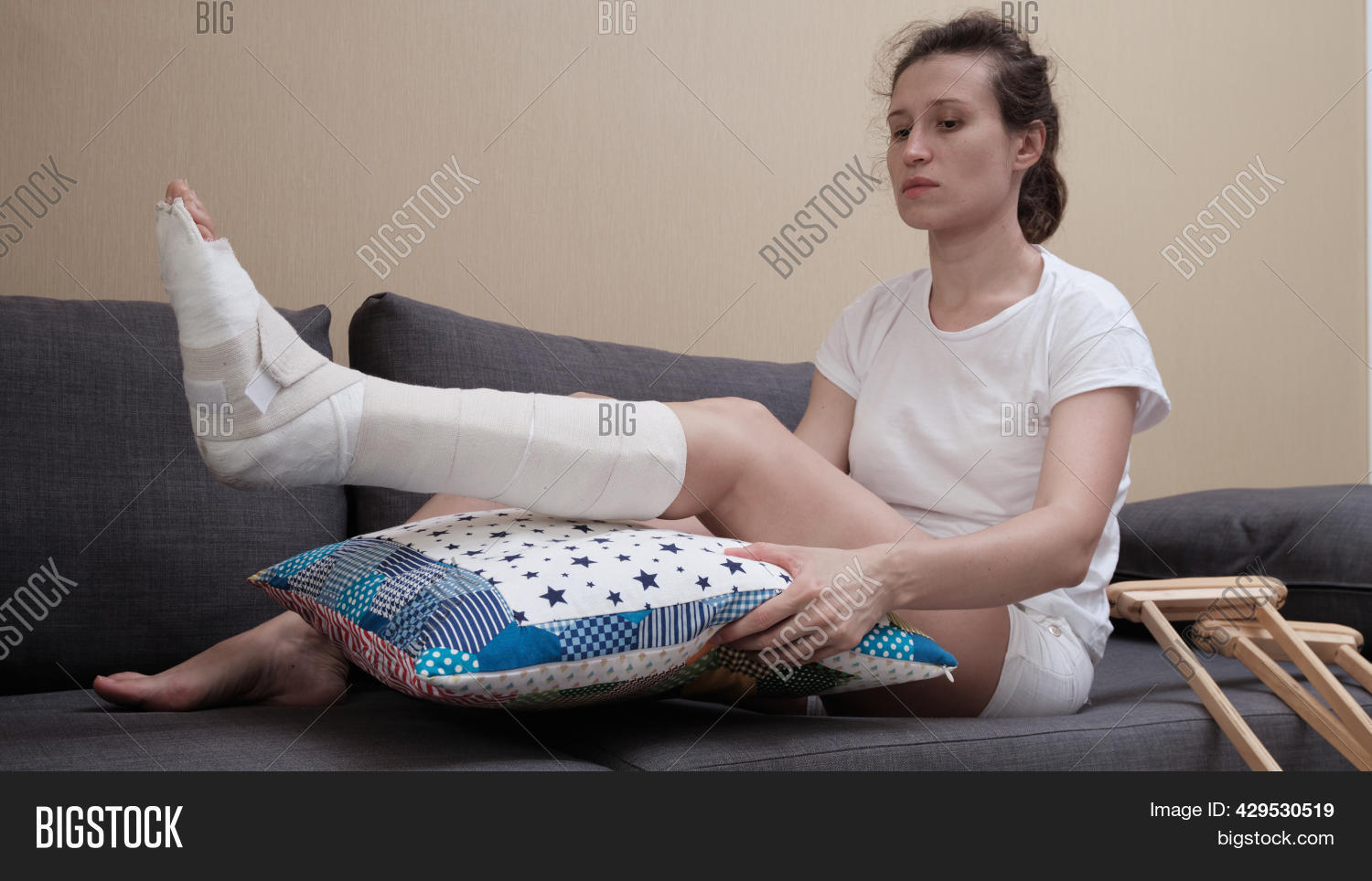 Woman Plaster Cast Image & Photo (Free Trial) | Bigstock