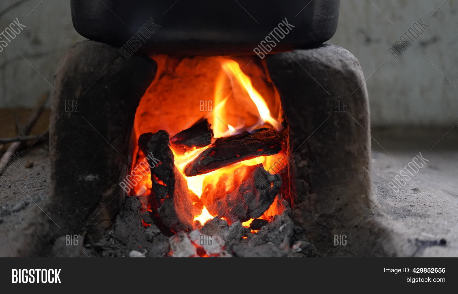 Indian Traditional Image & Photo (Free Trial) | Bigstock