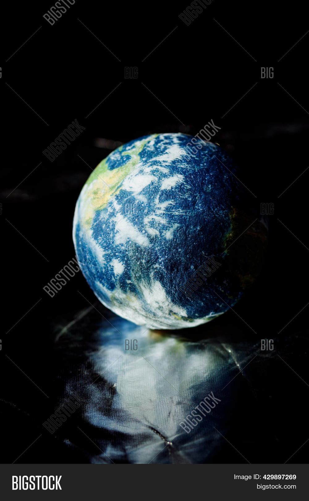 Model Earth. Layout Image & Photo (Free Trial) | Bigstock