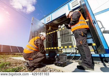 Execution Electrical Image & Photo (Free Trial) | Bigstock