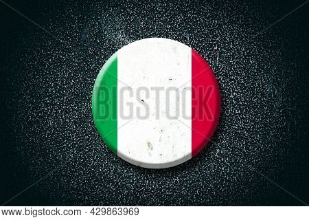 Italian Flag. Round Image & Photo (Free Trial) | Bigstock