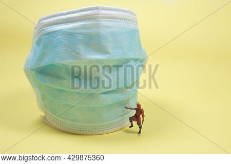 Figure Death Messenger Image & Photo (Free Trial) | Bigstock