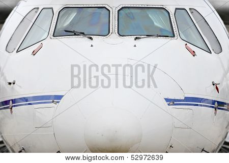 Airplane Front View Image & Photo (Free Trial) | Bigstock