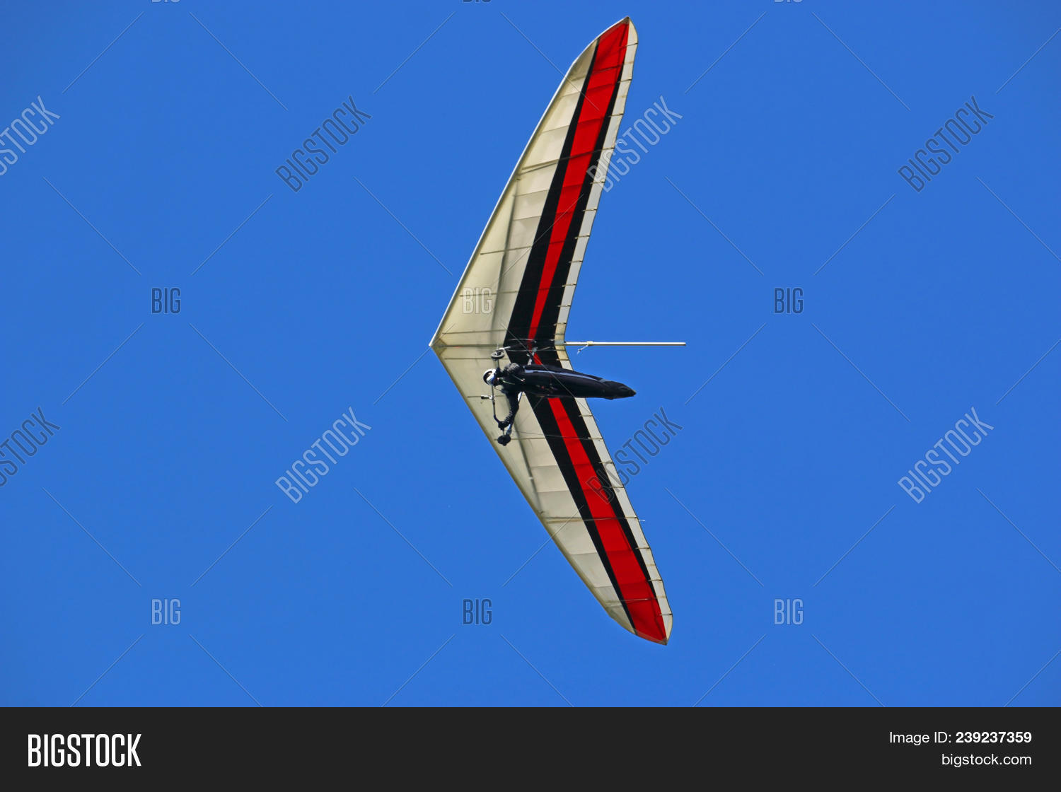 Hang Glider Flying Image & Photo (Free Trial) | Bigstock