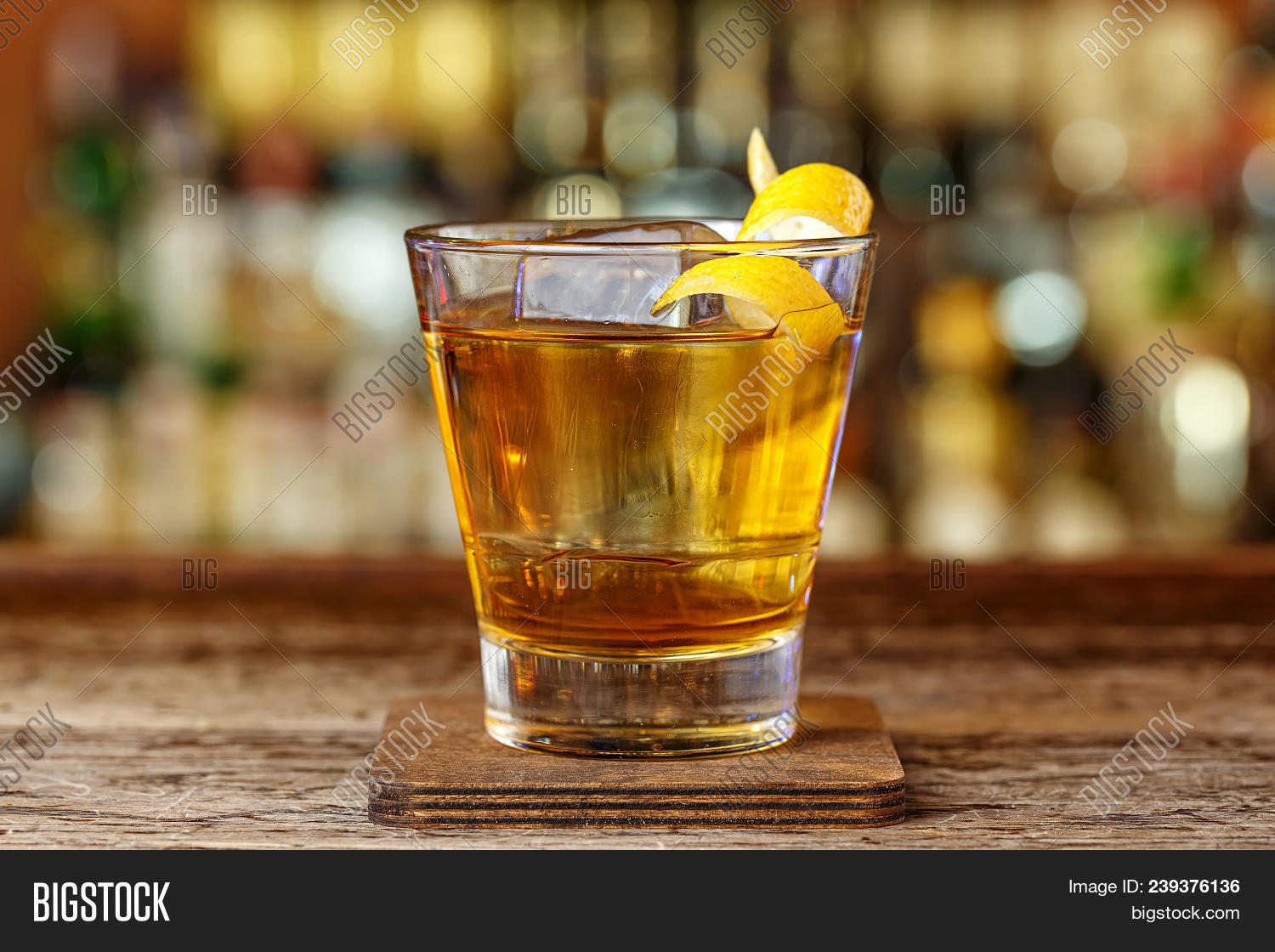 Whiskey-based Cocktail Image & Photo (Free Trial) | Bigstock