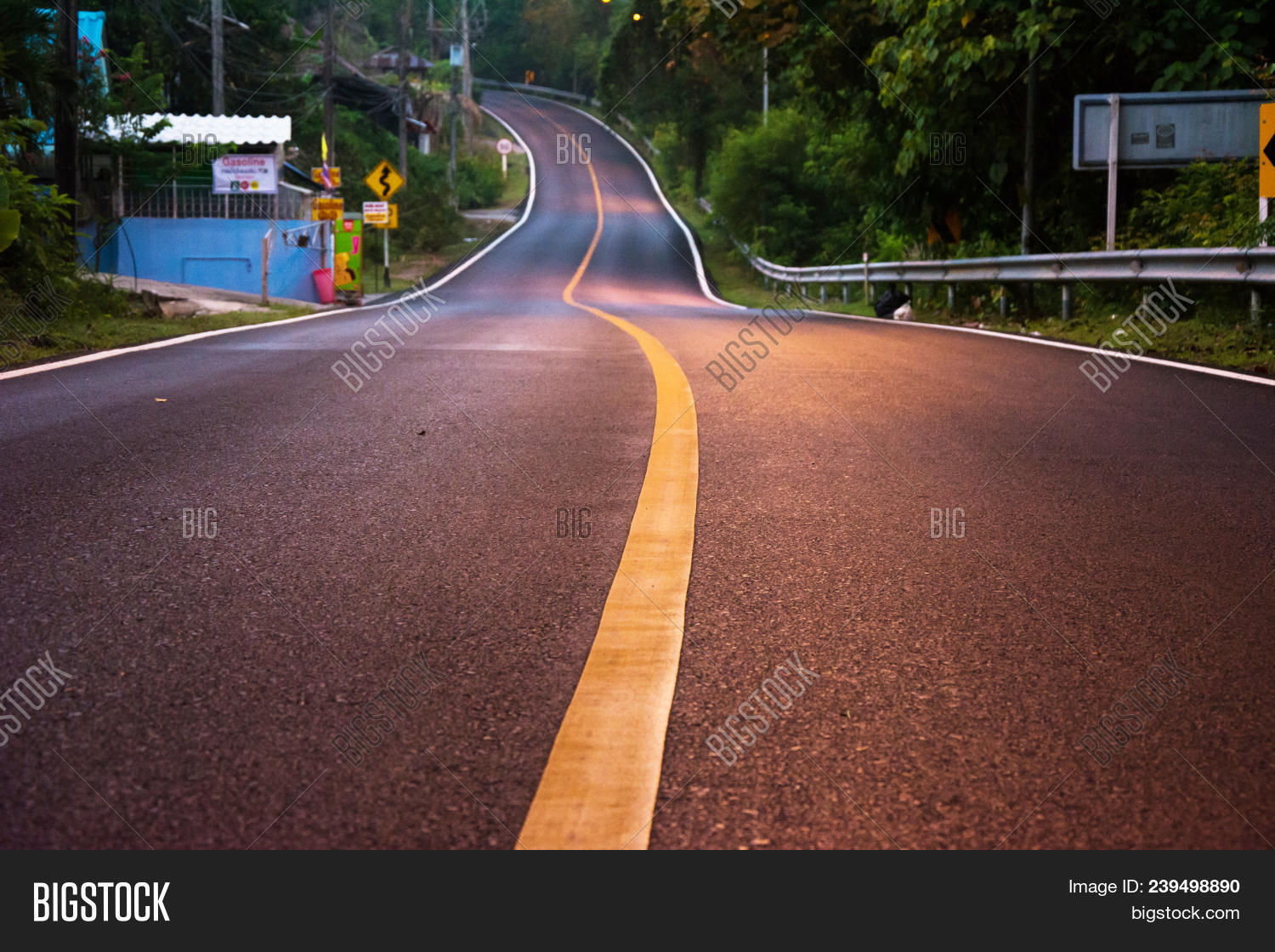 Early Inding Road Image & Photo (Free Trial) | Bigstock