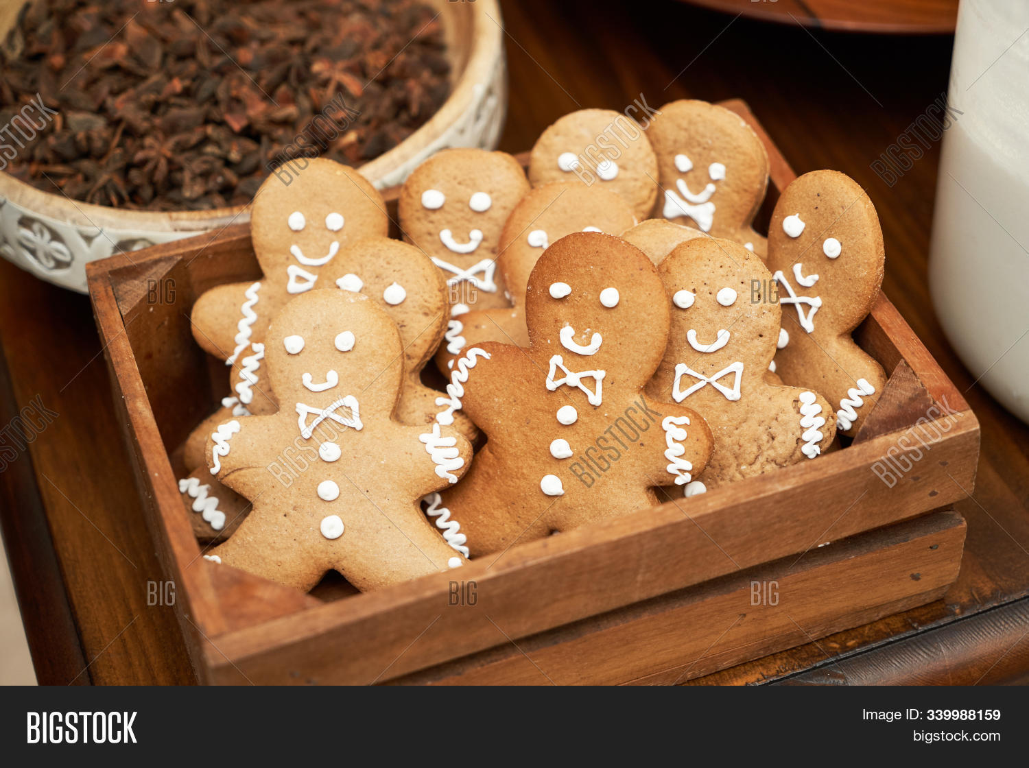 Round Table Food, Top Image & Photo (Free Trial) | Bigstock