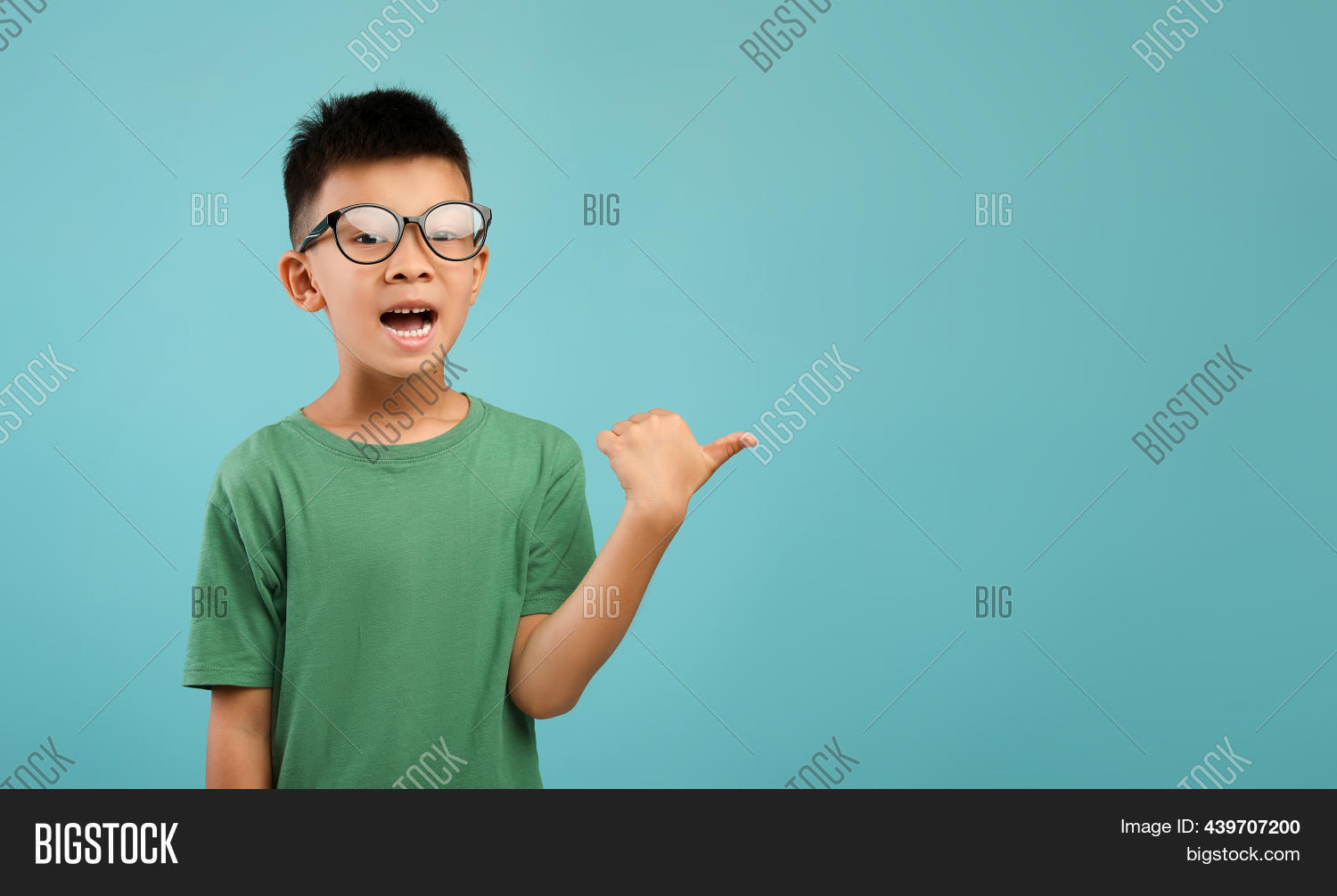 Check This. Little Image & Photo (Free Trial) | Bigstock