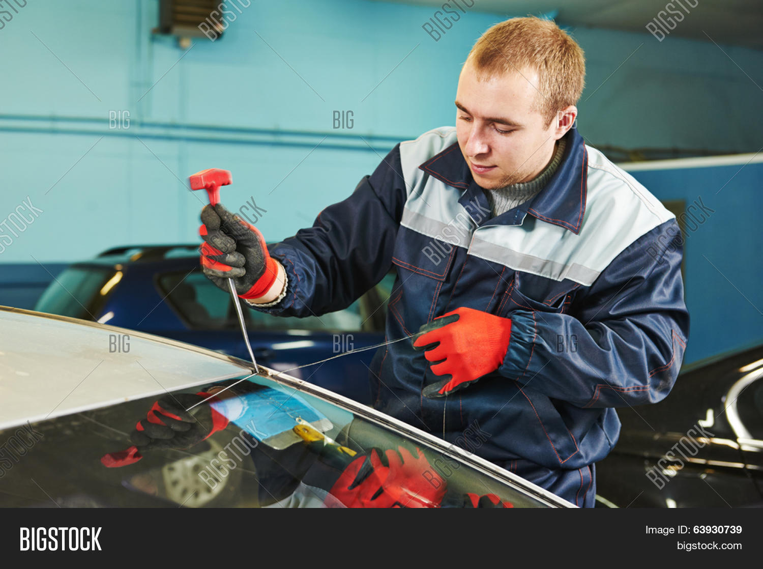 Automobile Glazier Image & Photo (Free Trial) | Bigstock