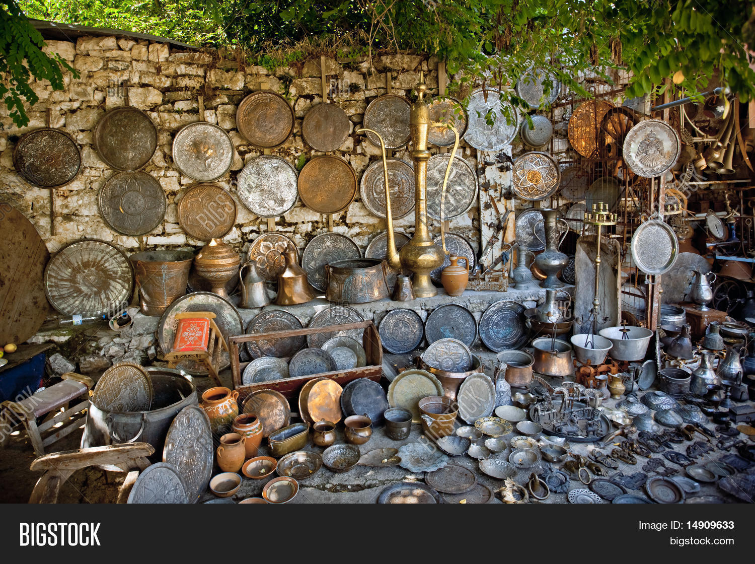 Antiqe Market Image & Photo (Free Trial) | Bigstock