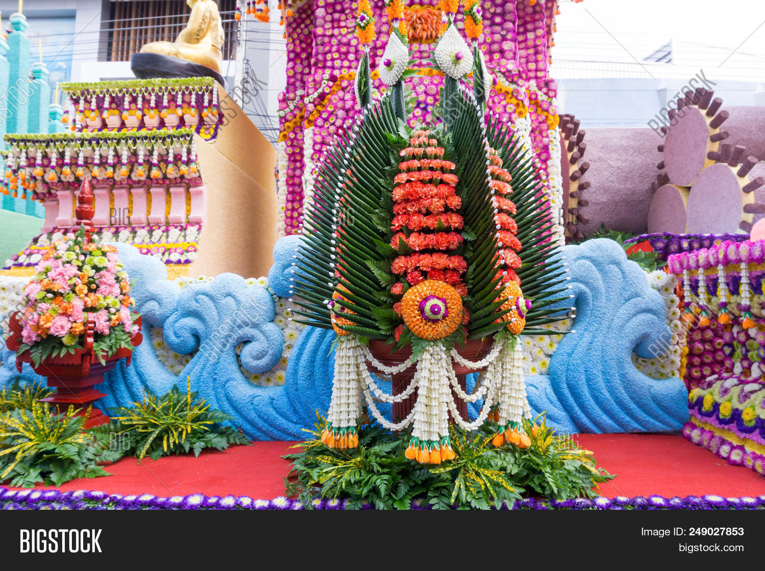 Parade Cars Decorated Image & Photo (Free Trial) | Bigstock