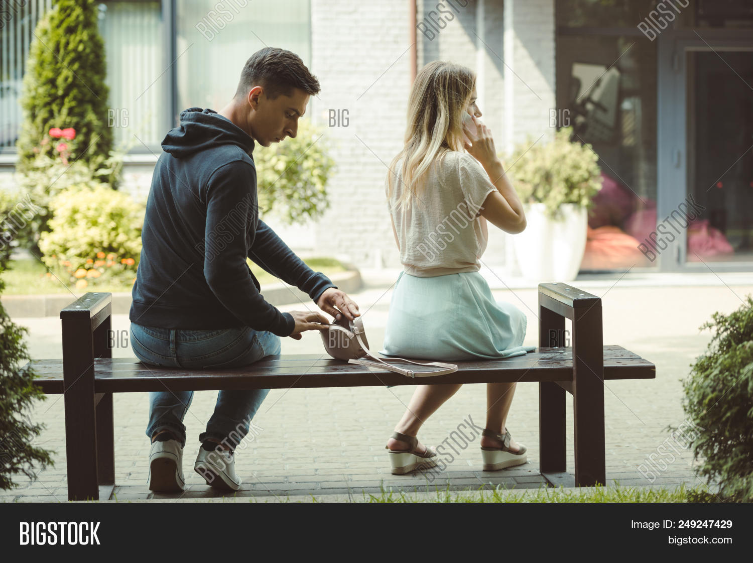 Back View Robbery Image & Photo (Free Trial) | Bigstock