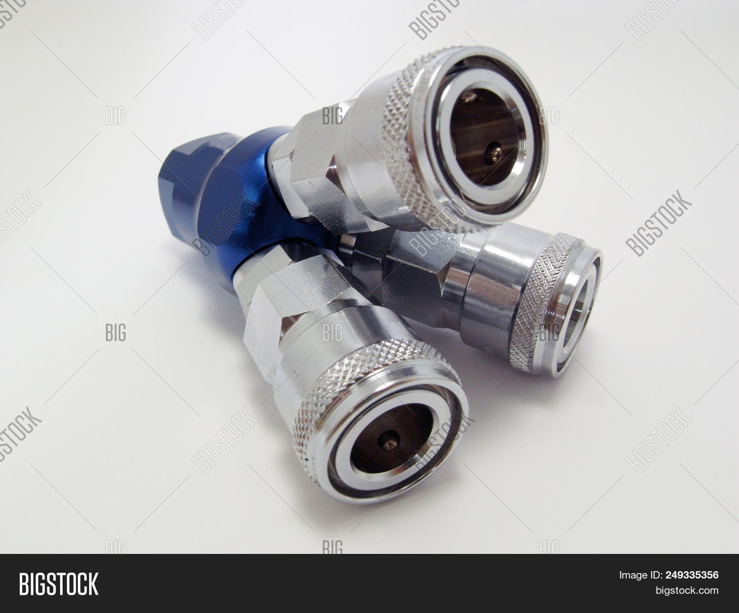 3 Way Quick Coupler Image & Photo (Free Trial) | Bigstock