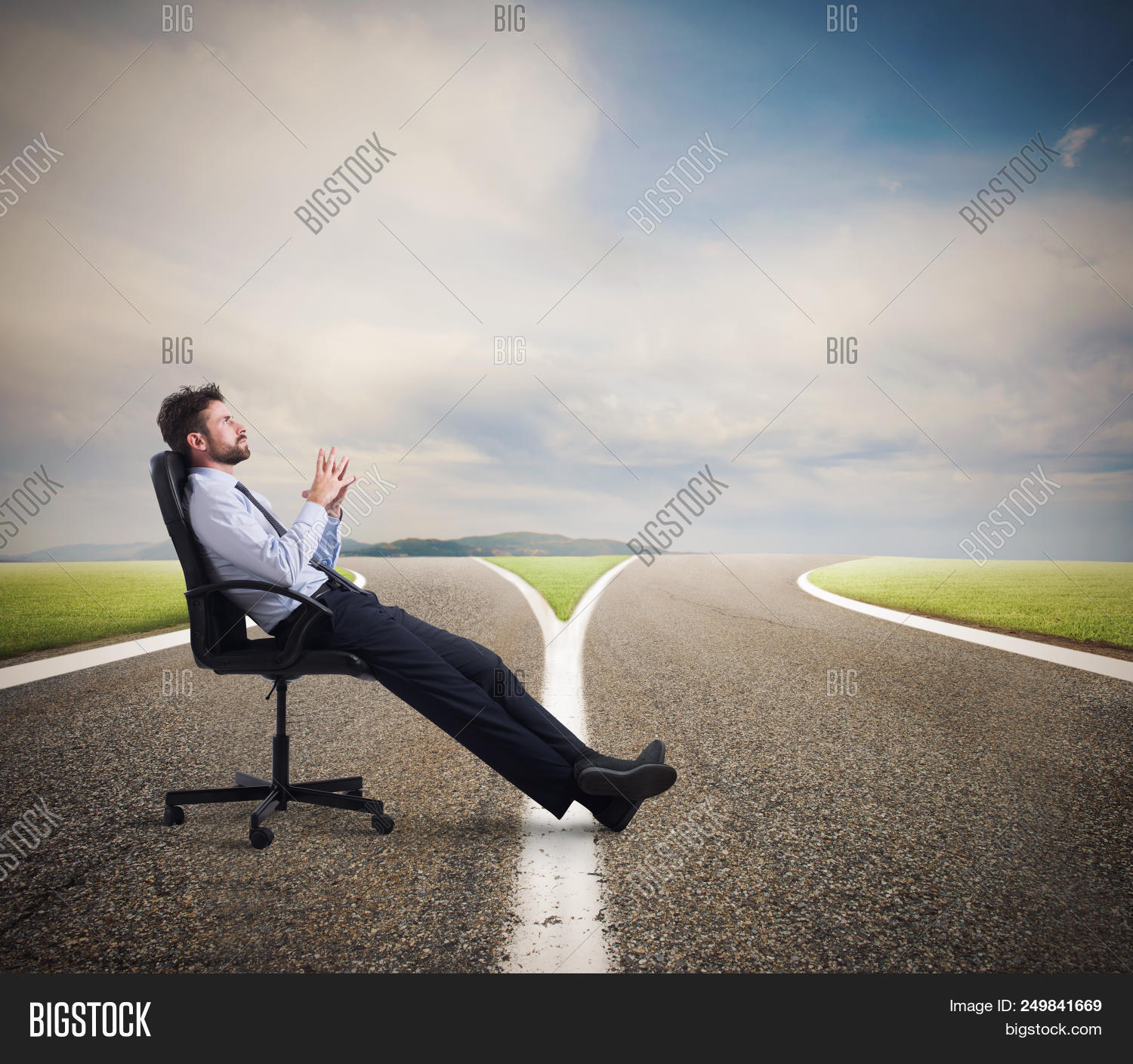 Confused Businessman Image & Photo (Free Trial) | Bigstock