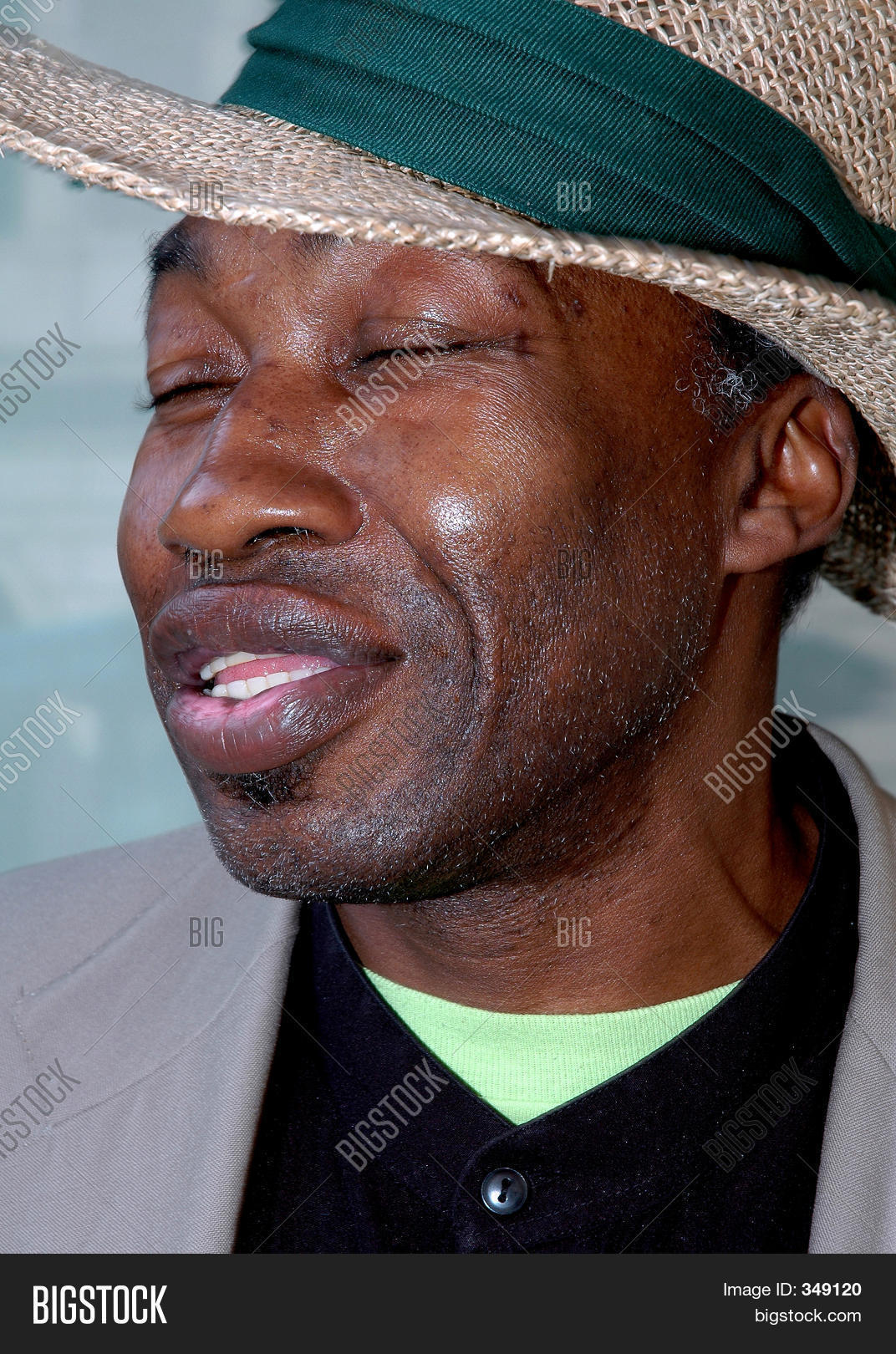 Man Straw Hat Image & Photo (Free Trial) | Bigstock