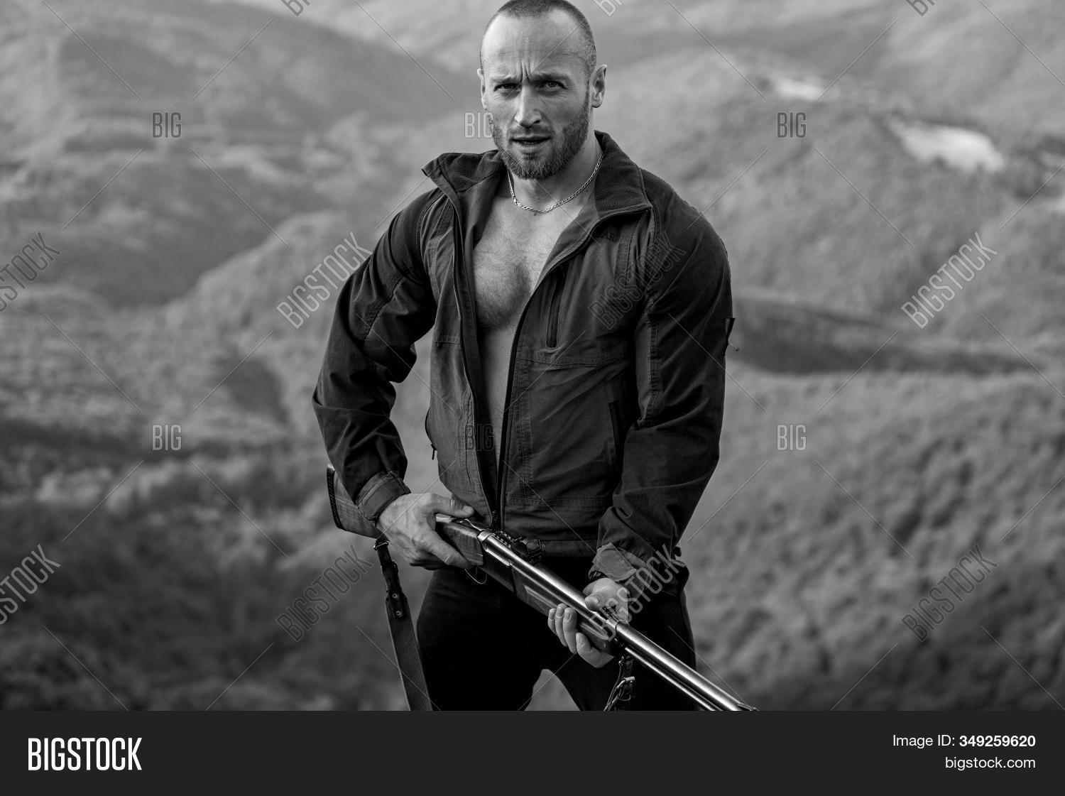 American Hunting Image & Photo (Free Trial) | Bigstock