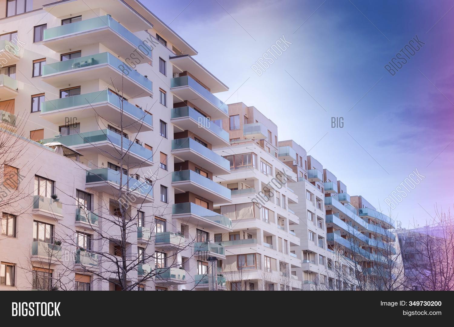 Cityscape Office Image & Photo (Free Trial) | Bigstock