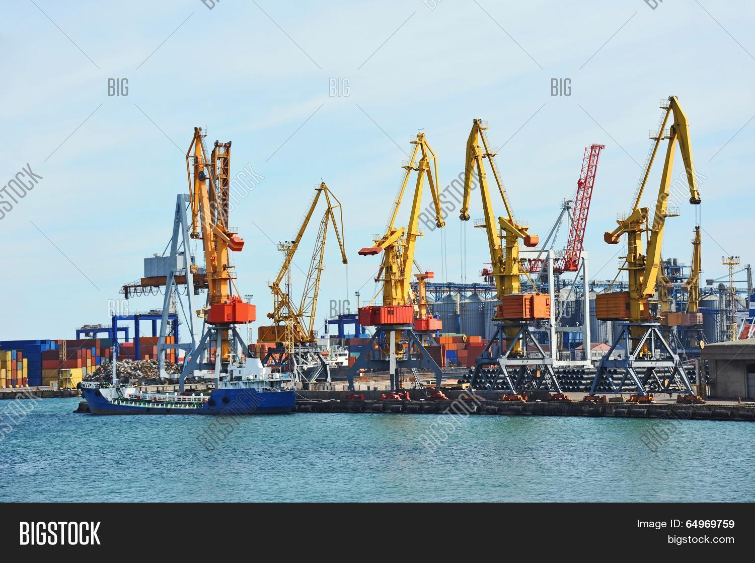 Bunker Ship (fuel Image & Photo (Free Trial) | Bigstock