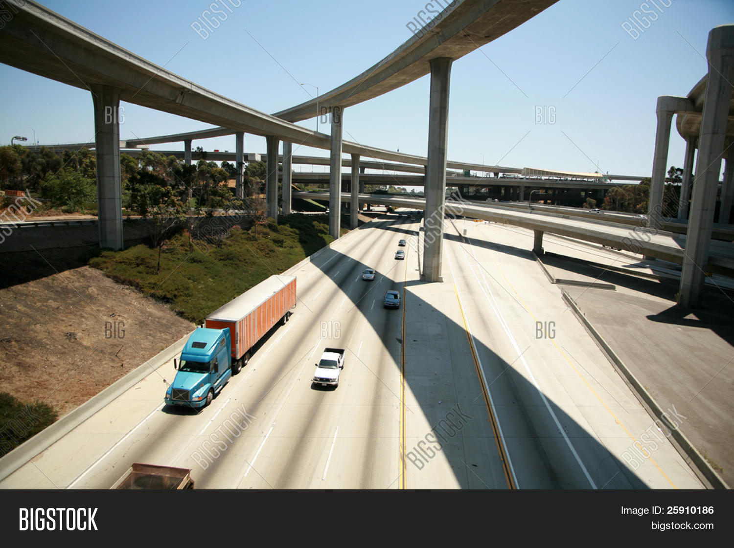 110 Freeway North Image & Photo (Free Trial) | Bigstock