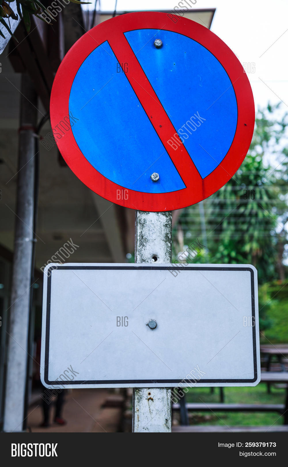 Metal Plate, Traffic Image & Photo (Free Trial) | Bigstock
