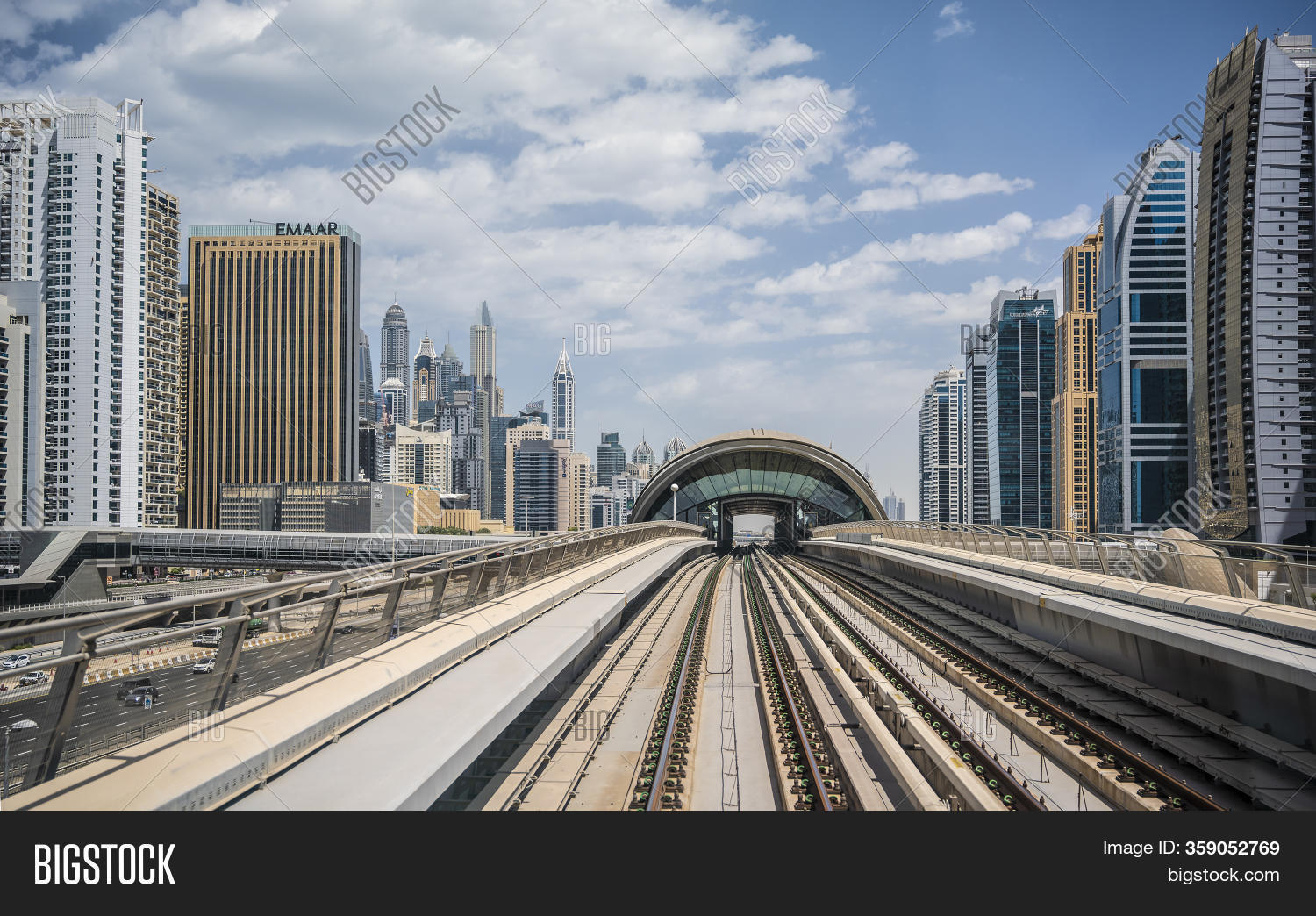 Dubai Metro Line Along Image & Photo (Free Trial) | Bigstock