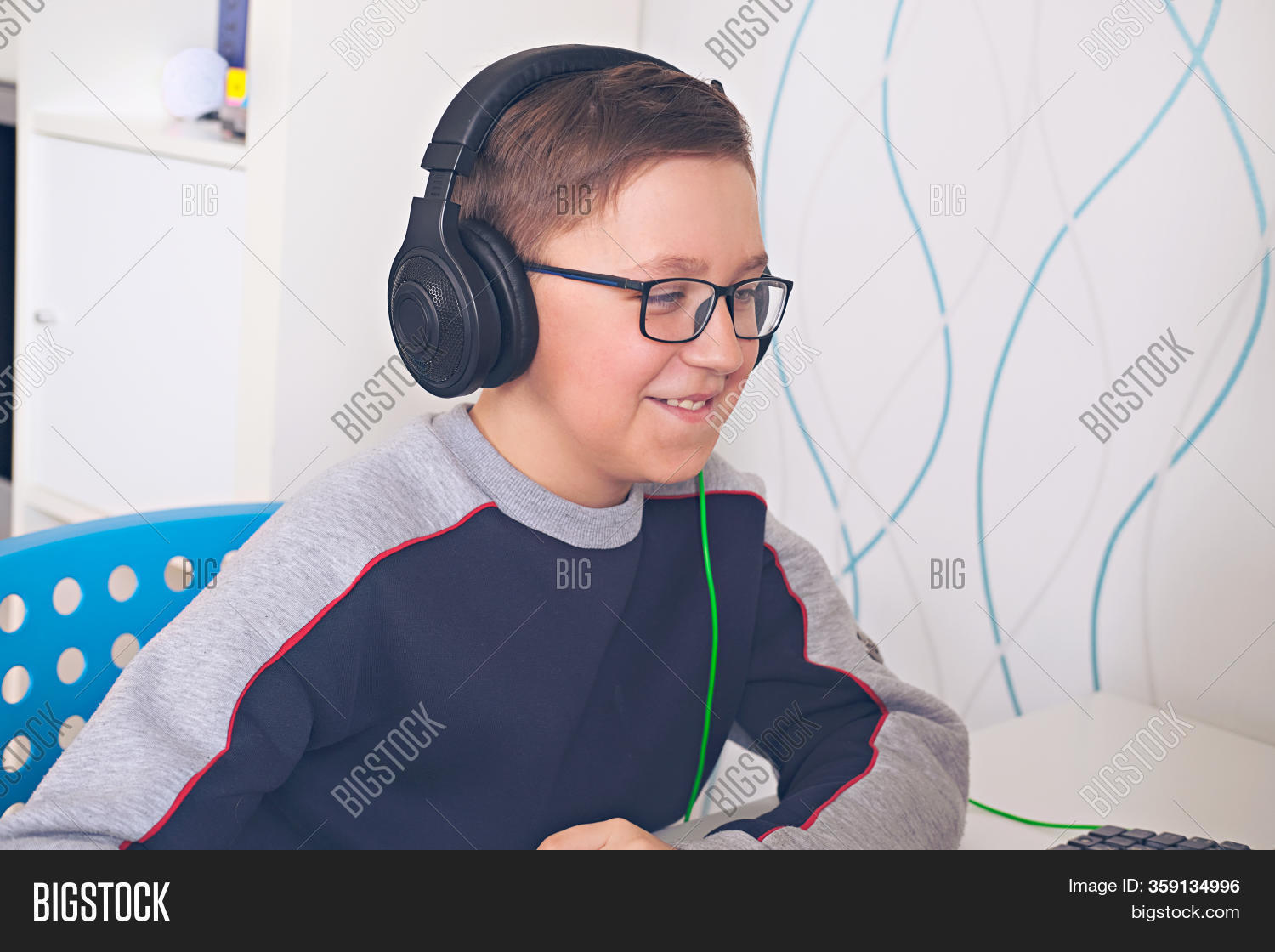 Teenager Boy Glasses Image & Photo (Free Trial) | Bigstock