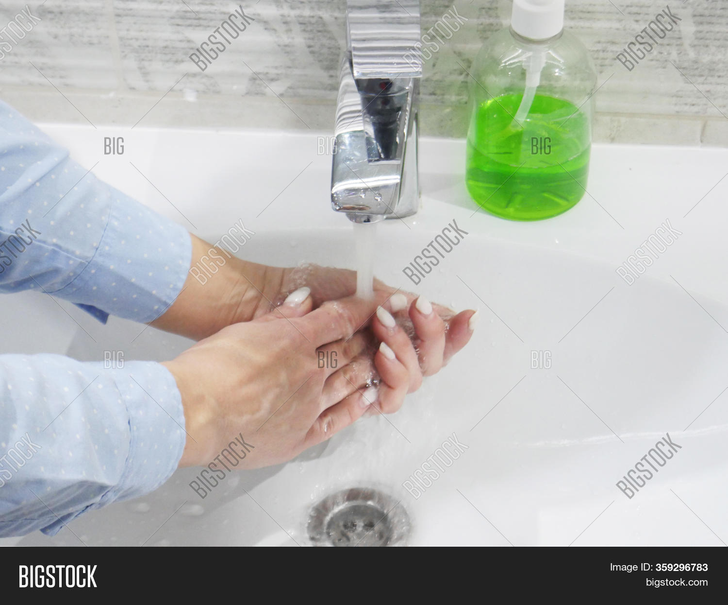 People Washing Hands Image & Photo (Free Trial) | Bigstock