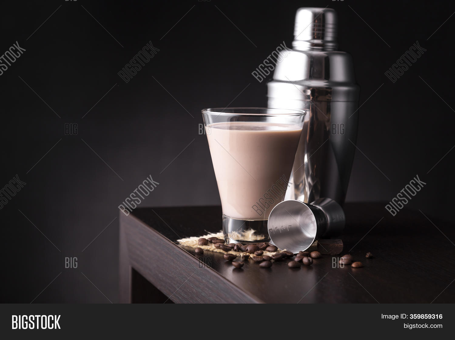 Baileys Comet Cocktail Image & Photo (Free Trial) | Bigstock