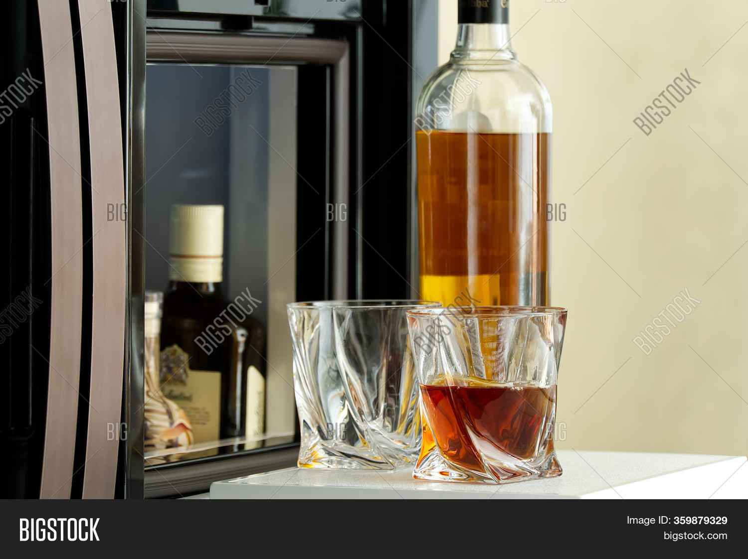 Open Hatch Mini Bar Image & Photo (Free Trial) | Bigstock