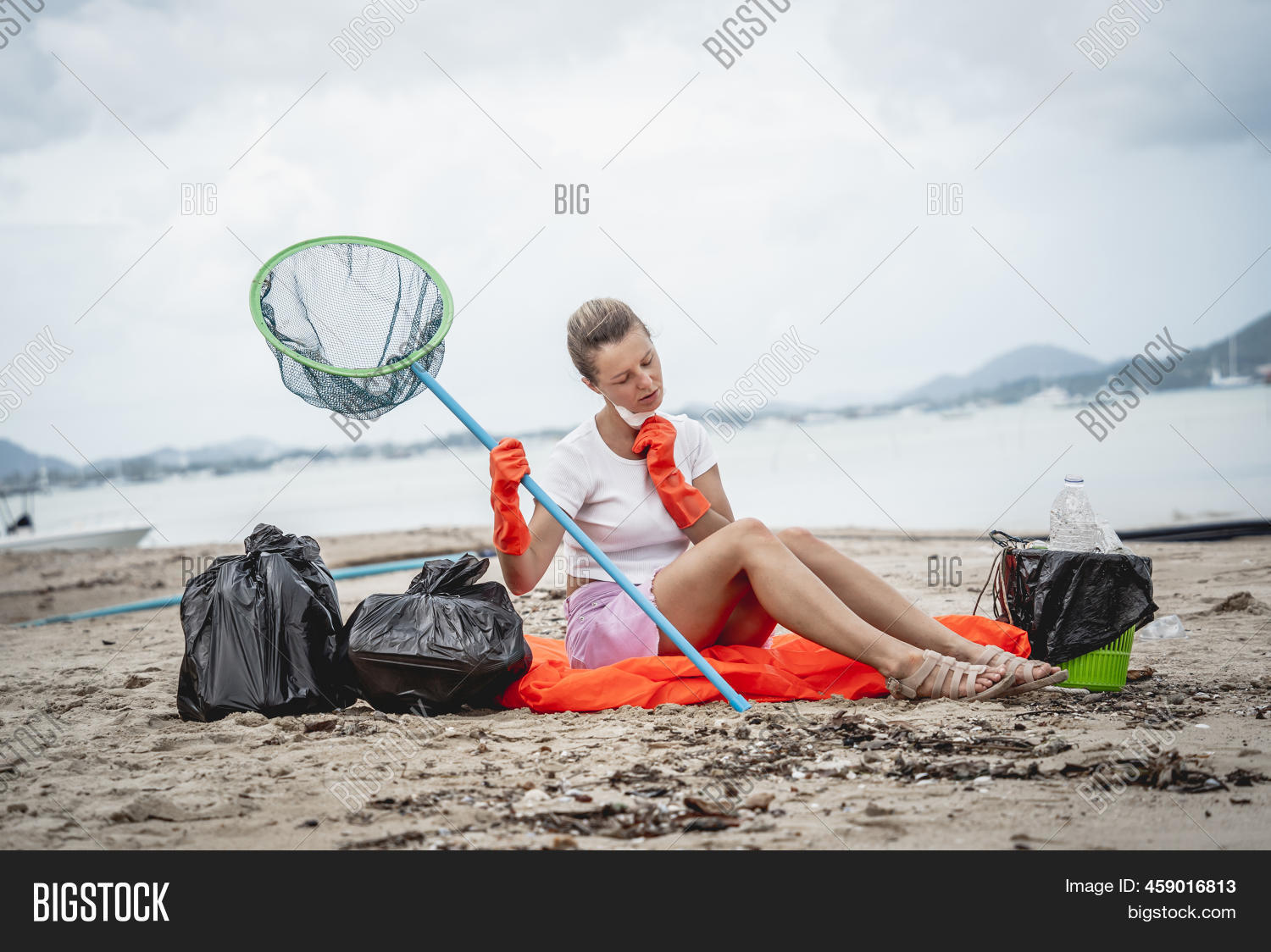 Female Ecologist Image & Photo (Free Trial) | Bigstock