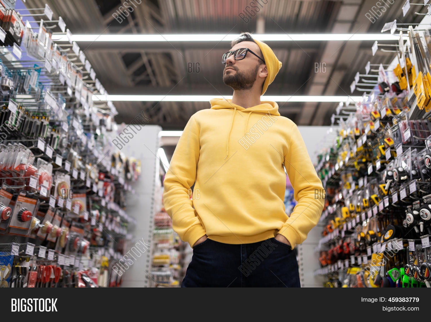 Man Hardware Store Image & Photo (Free Trial) | Bigstock