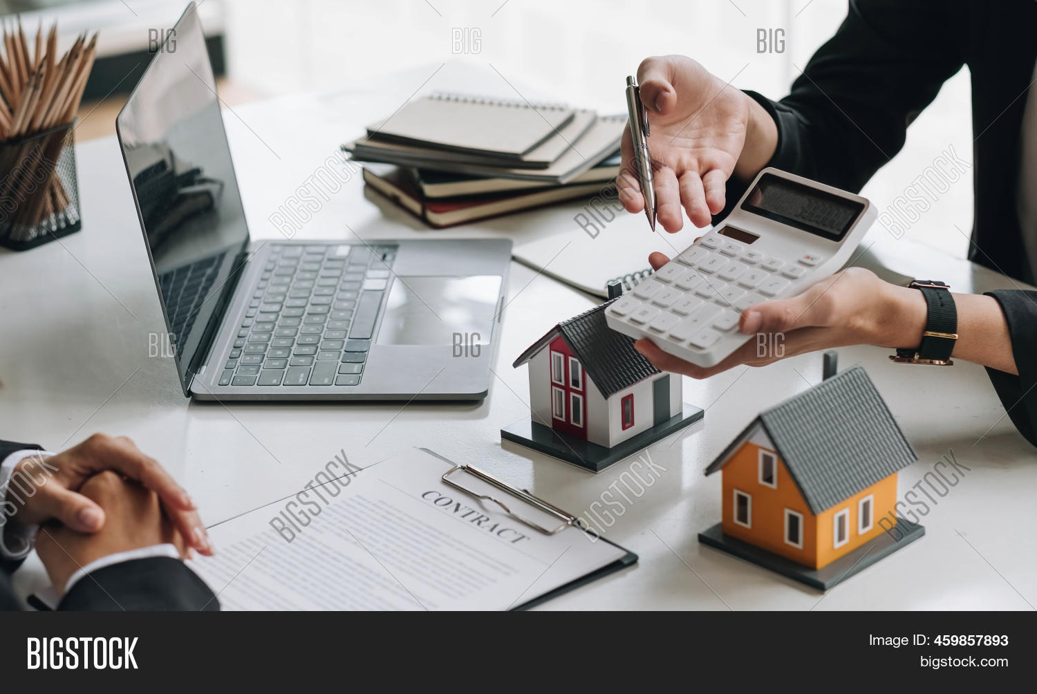 Real Estate Broker Image & Photo (Free Trial) | Bigstock