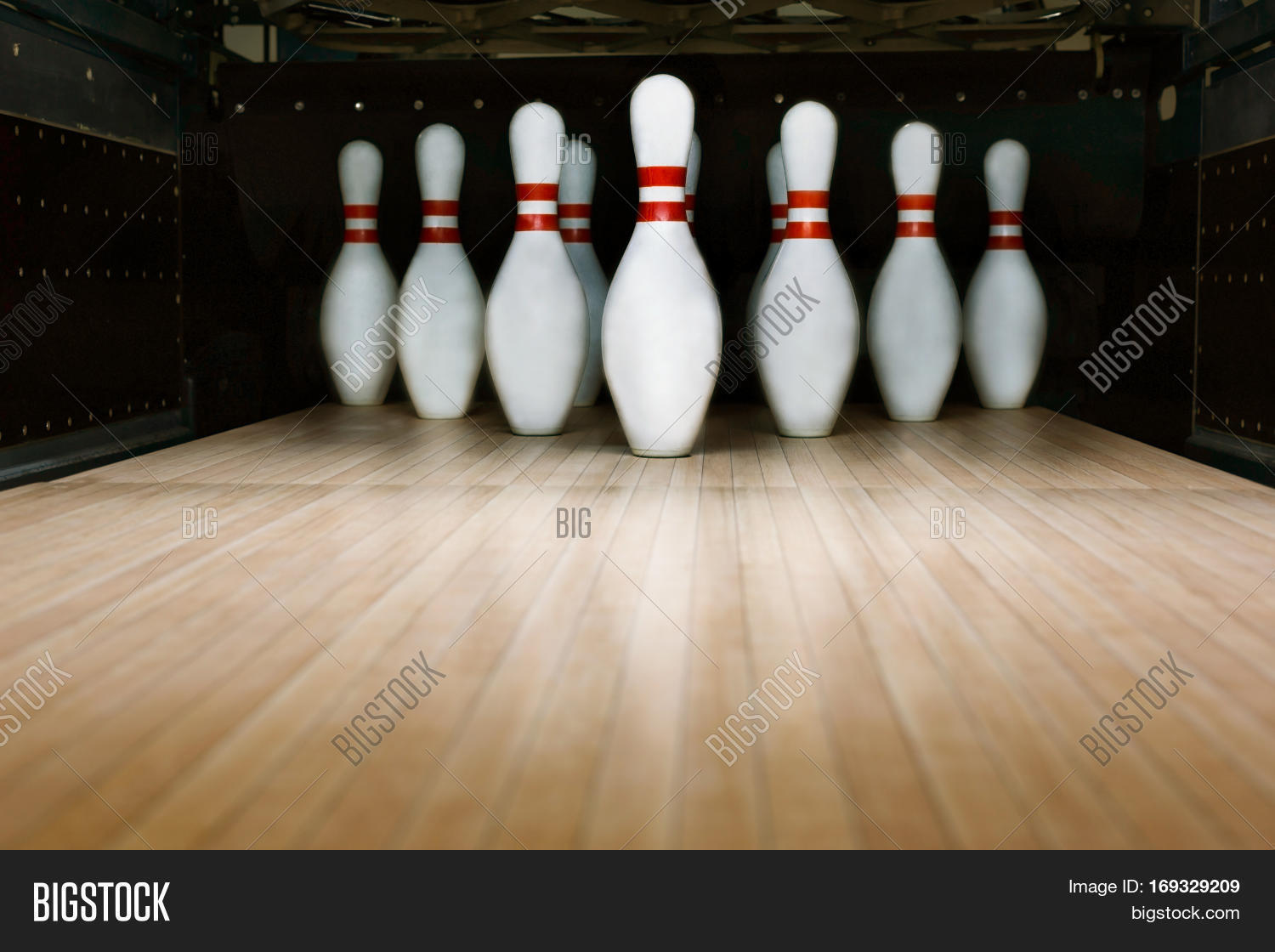 Ten Pin Bowling Alley Image & Photo (Free Trial) | Bigstock