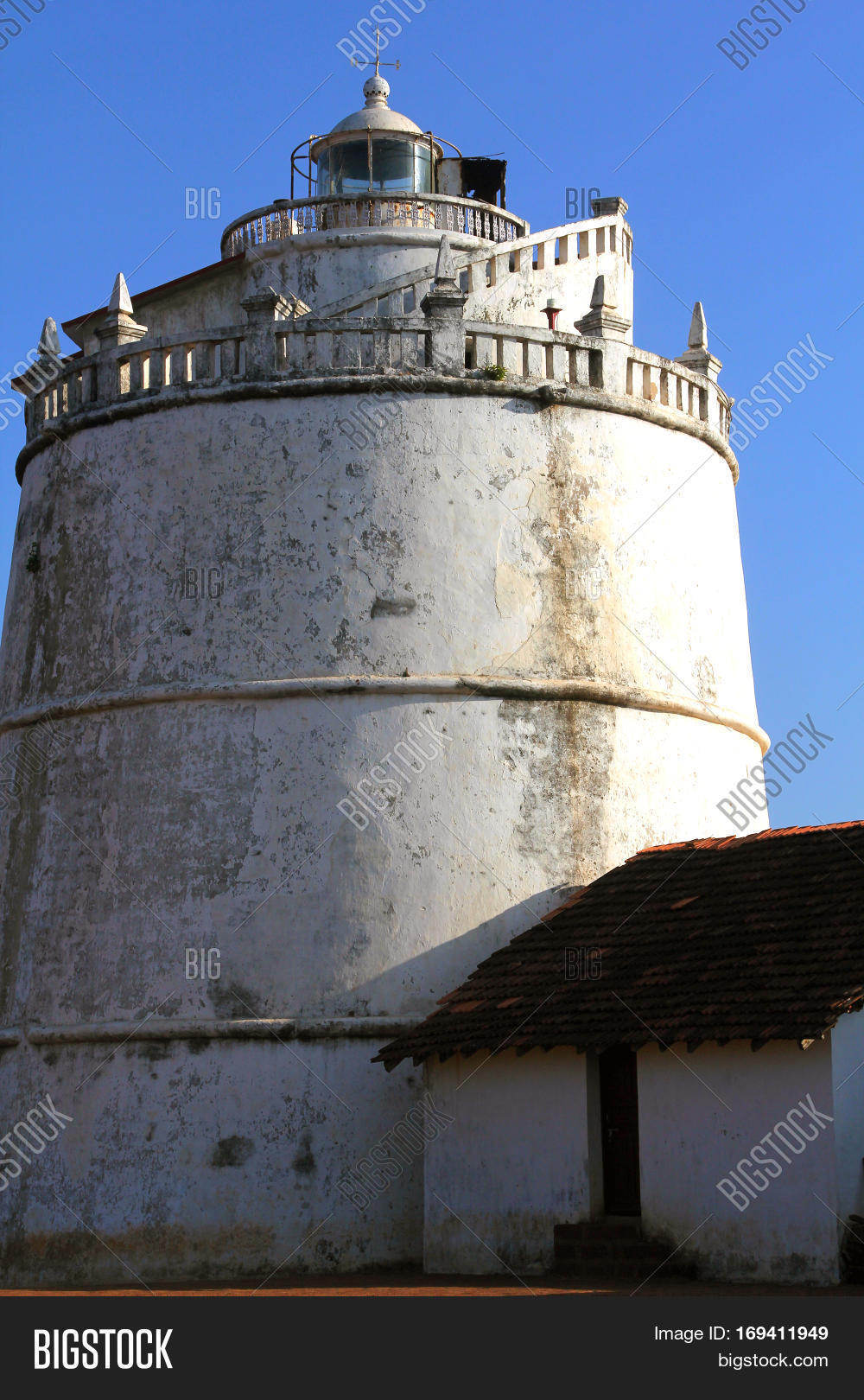 Lighthouse Fort Aguada Image & Photo (Free Trial) | Bigstock