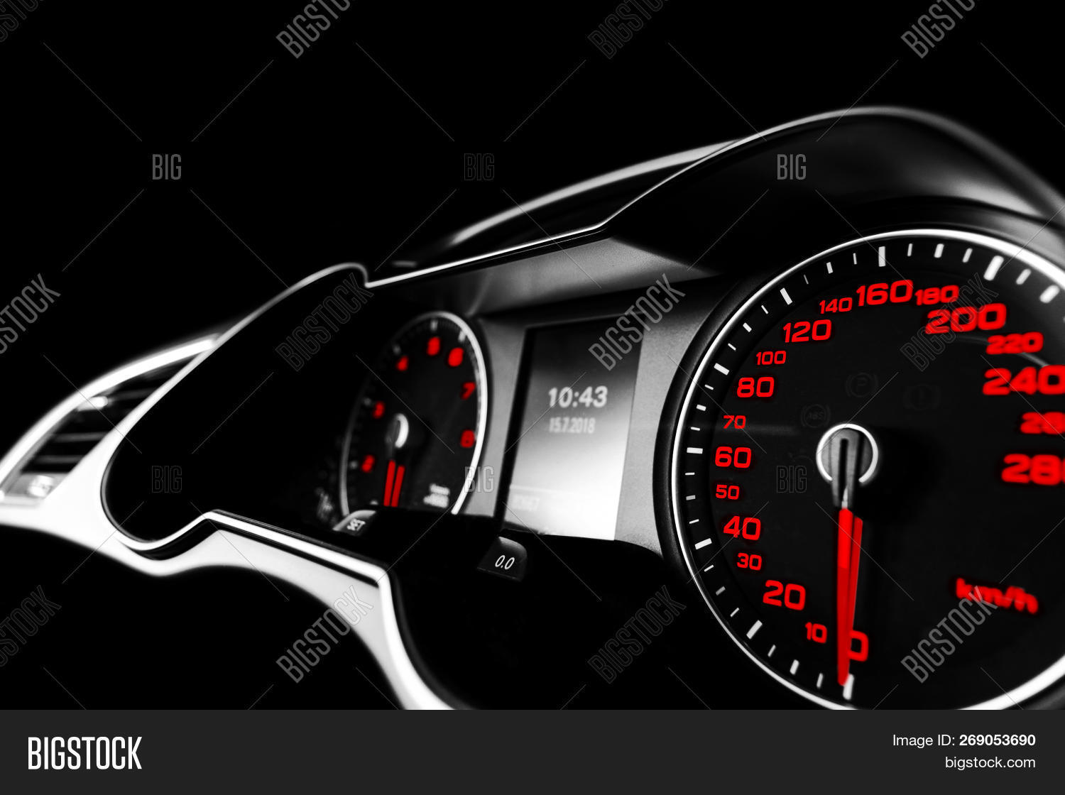 Close Shot Speedometer Image & Photo (Free Trial) | Bigstock