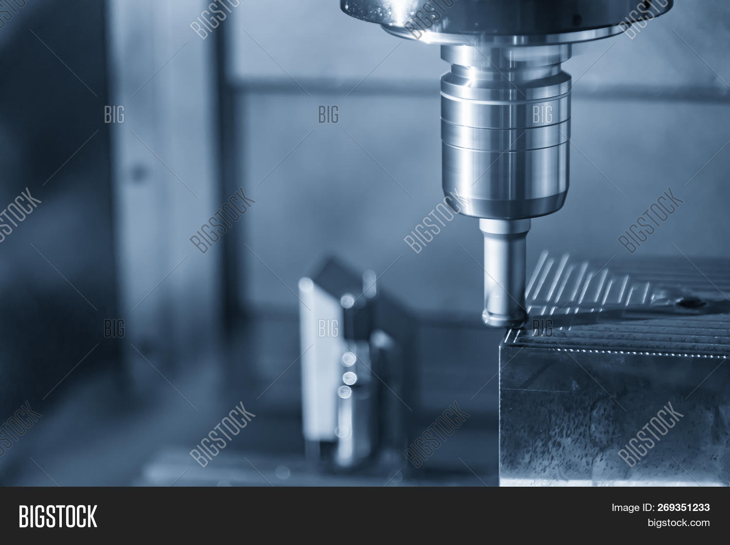 Cnc Milling Machine Image & Photo (Free Trial) | Bigstock