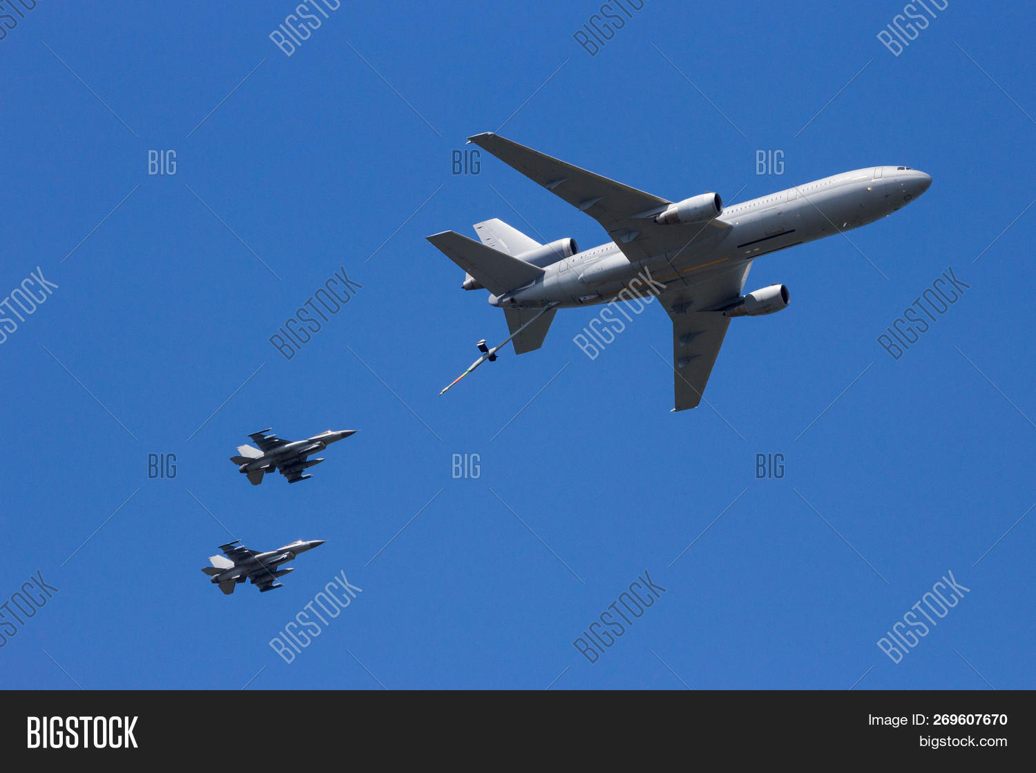Military Tanker Plane Image & Photo (Free Trial) | Bigstock