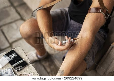 Intravenous Drug User Image & Photo (Free Trial) | Bigstock