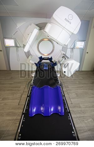 Linear Accelerator Image & Photo (Free Trial) | Bigstock