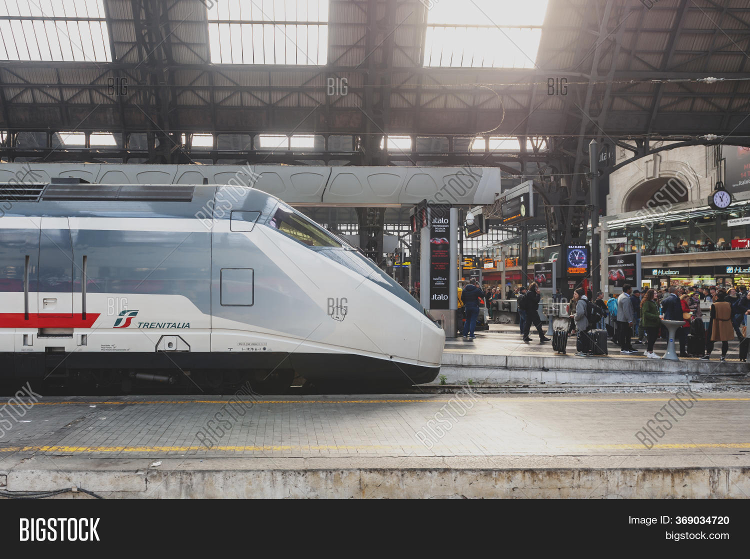 Milan, Italy - October Image & Photo (Free Trial) | Bigstock