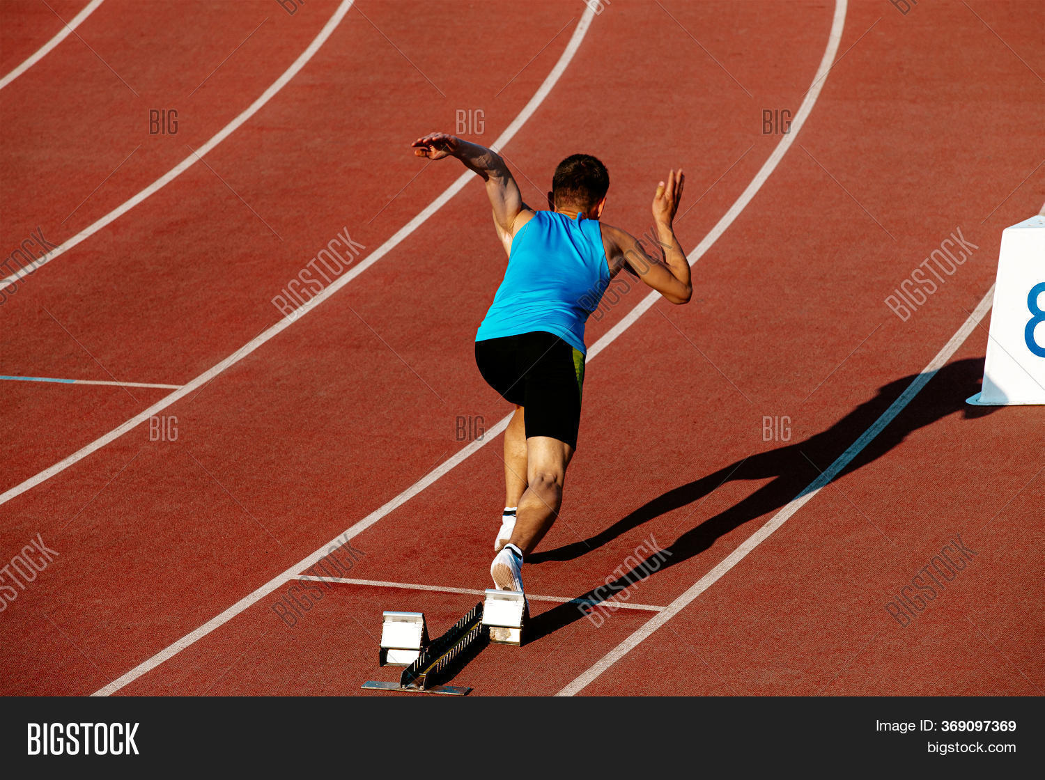 Start 400 Meters Man Image & Photo (Free Trial) | Bigstock